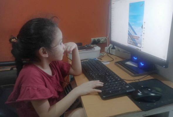 Pentingnya Membangun Fondasi Literasi Digital pada Anak Pentingnya Membangun Fondasi Literasi Digital pada Anak
